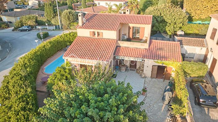 Maison 4 pièces à Saint-Cyr-sur-Mer, Les Cartelliers, à vendre