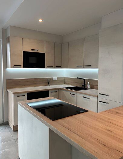 Appartement à louer - Gare-Gambetta-Piemont, Mont-Saint-Martin - 3 pièces - 2 chambres