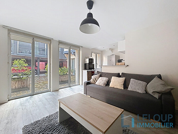 Appartement à louer - Rouen, Vieux Marché, Cathédrale - 2 pièces - 1 chambre