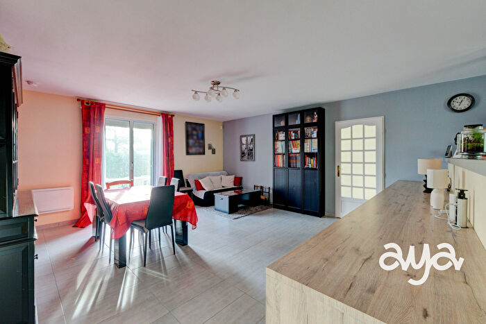 Maison à vendre - Malville - 6 pièces - 5 chambres