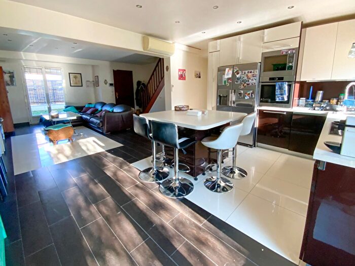 Villemomble, Les Coquetiers - Maison 9 pièces à vendre