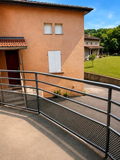Appartement 4 pièces à Saint-Bonnet-de-Valclérieux, à louer