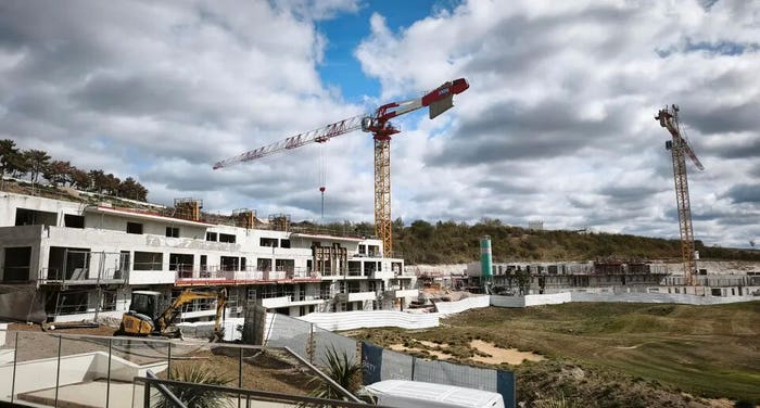 Thiverval-Grignon : Maison 2 pièces à vendre
