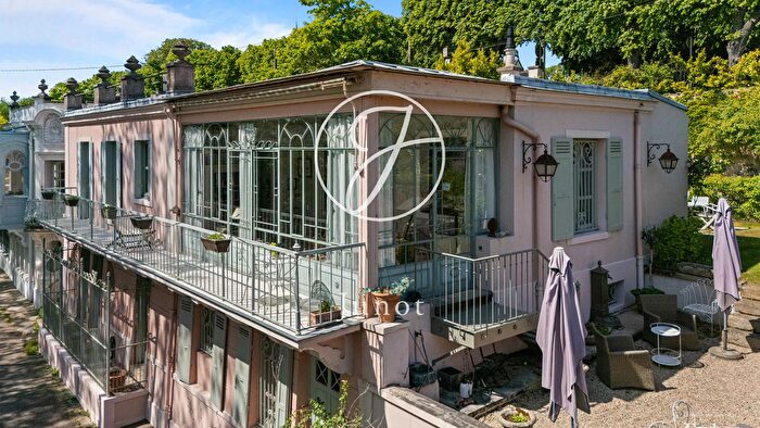 Maison 7 pièces à vendre à Chatou, Sud