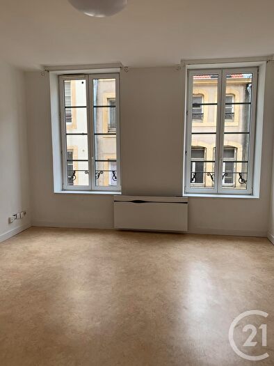 Metz, Ancienne ville - Appartement 3 pièces à louer