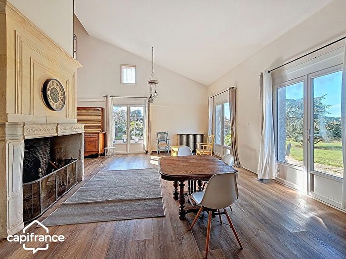 Maison à vendre - Thouars - 18 pièces - 12 chambres