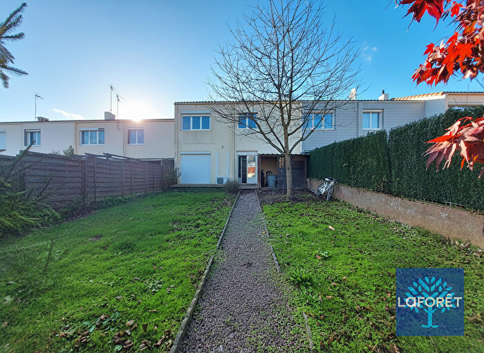 Maison à vendre - Chantonnay - 5 pièces - 4 chambres