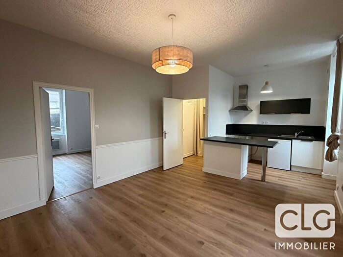 Appartement à louer - Centre Ville, Quimper - 2 pièces - 1 chambre