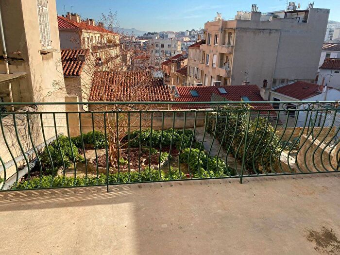 Appartement à louer - Saint Lambert, Marseille ème arrondissement - 2 pièces - 1 chambre