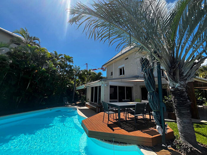 Maison à vendre - Saint-Paul, Saint-Gilles les Bains - 5 pièces - 3 chambres