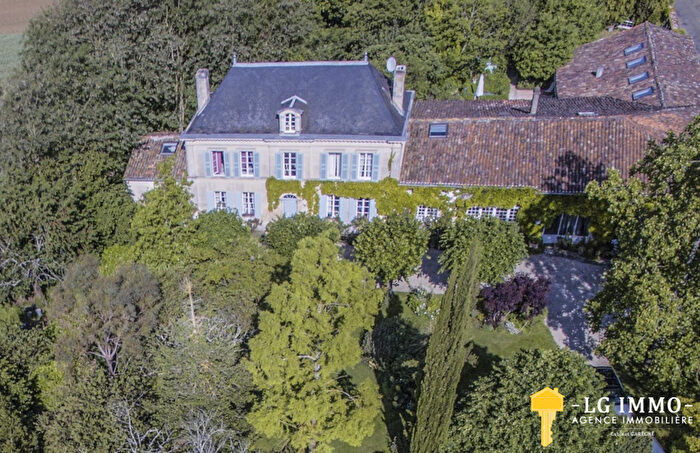 Maison à vendre - Jazennes - 15 pièces - 7 chambres