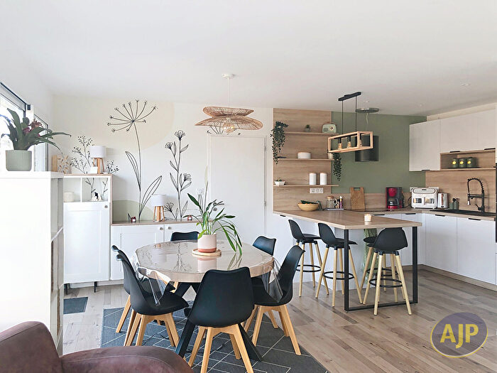 Maison à vendre - Cholet, Val de Moine - 5 pièces - 4 chambres