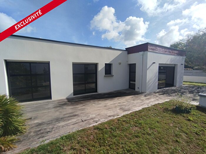 Maison à vendre - La Trinité-Surzur - 5 pièces - 3 chambres