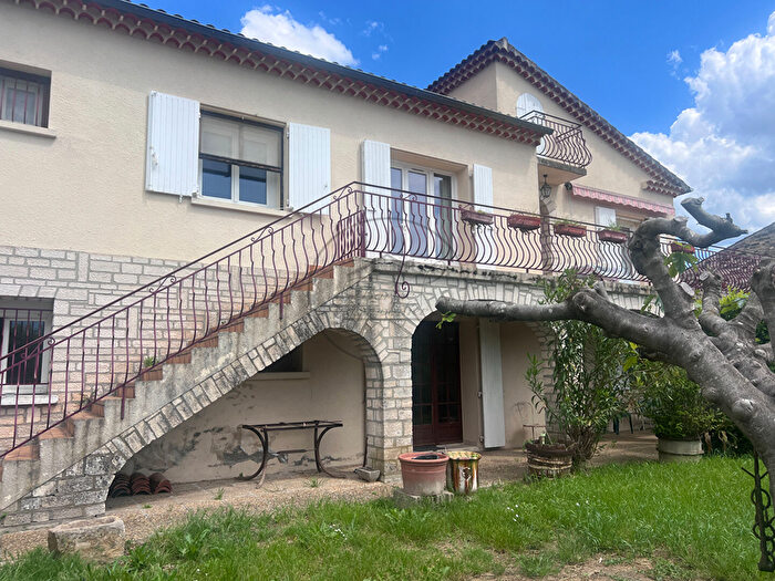 Maison à vendre - Barjac - 8 pièces - 5 chambres