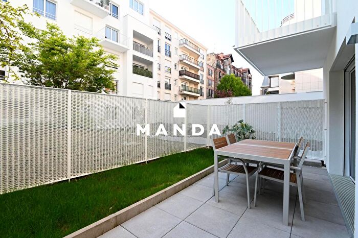 Appartement à vendre - Suresnes, Carnot, Gambetta - 2 pièces - 1 chambre