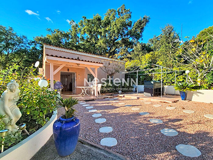 Maison à vendre - Le Muy - 3 pièces - 2 chambres