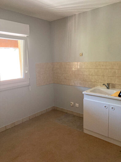 Nozières - Appartement 3 pièces à louer