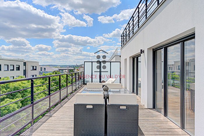 Appartement 5 pièces à vendre - Suresnes, République