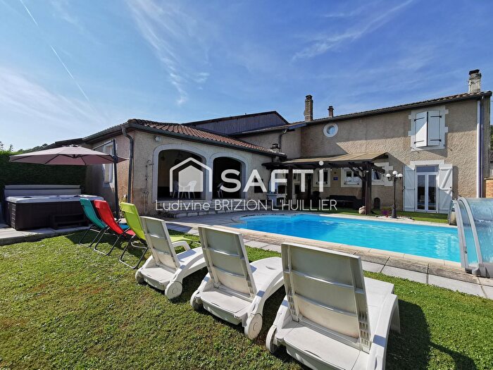 Maison à vendre - Thillot - 6 pièces - 3 chambres