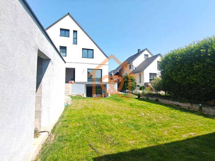 Appartement à vendre - Geispolsheim - 5 pièces - 3 chambres