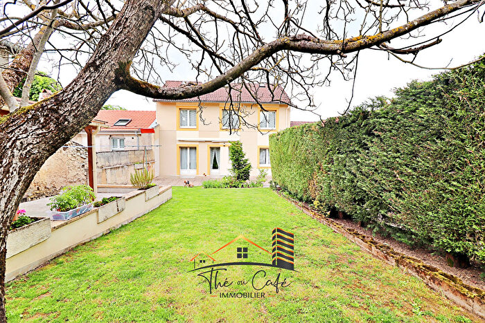 Maison 6 pièces à vendre à Vany