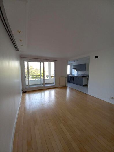 Appartement à louer - Guyancourt, Villaroy - 2 pièces - 1 chambre