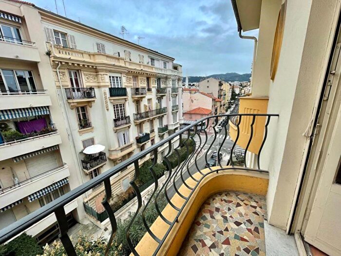 Appartement 2 pièces à louer - Evêché, Nice