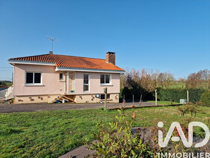 Maison à vendre - Maulévrier - 4 pièces - 3 chambres