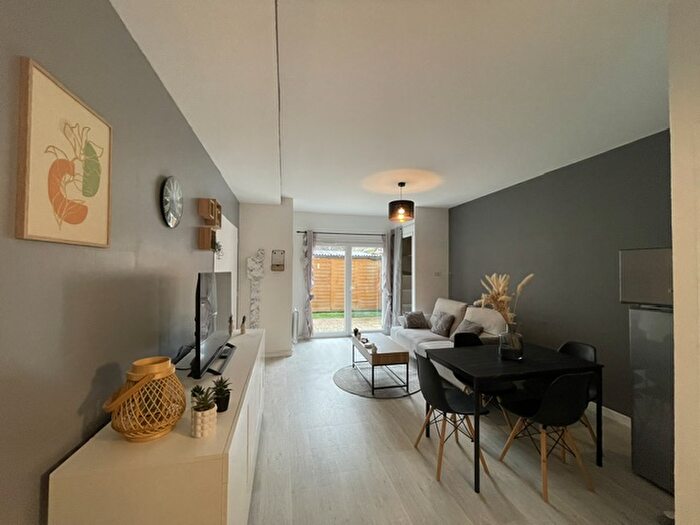 Appartement à louer - Orléans, Soleil Levant, Champ de Mars - 2 pièces - 1 chambre