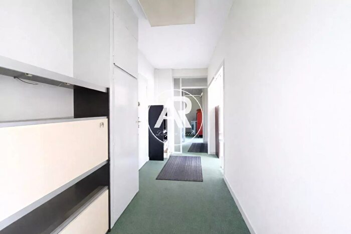 Nice, Centre-ville : Appartement 3 pièces à vendre