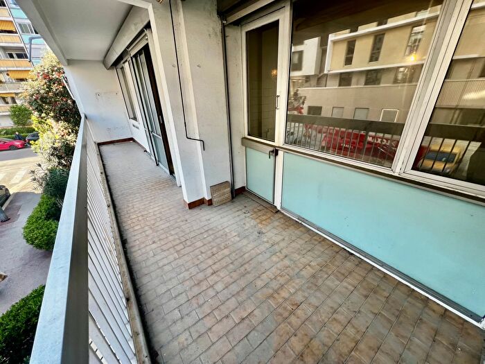 Appartement à vendre - Nice, Arenas - 3 pièces - 2 chambres