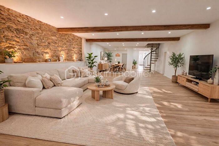 Maison à vendre - Rouvroy-sur-Audry - 10 pièces - 5 chambres