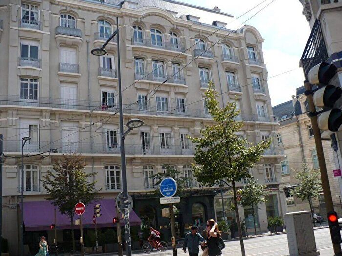 Appartement 1 pièce à Colline des Pères-Tardy, Saint-Étienne, à louer