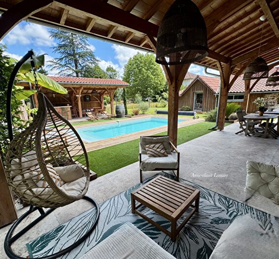 Parentis-en-Born : Maison 7 pièces à vendre