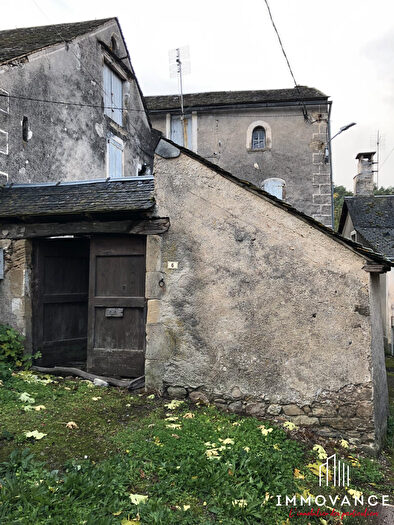 Maison à vendre - Saint-Jean-du-Bruel - 5 pièces