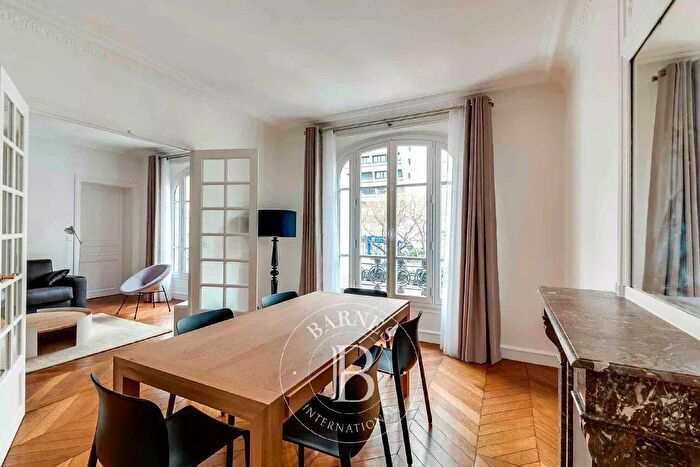 Bassin de la Villette, Paris 19ème arrondissement - Appartement 4 pièces à louer