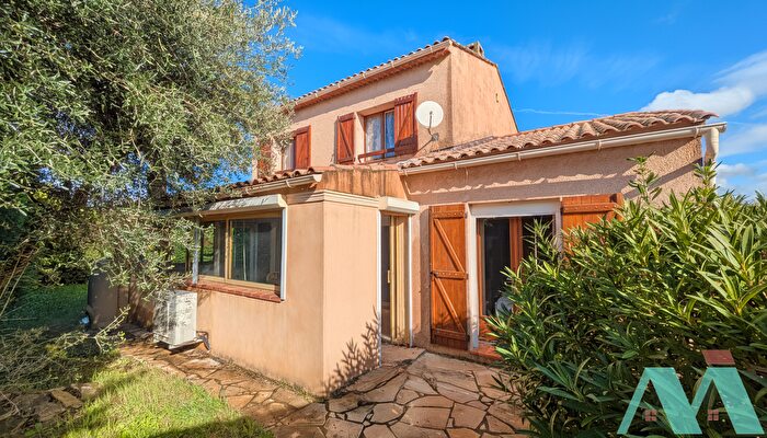 Maison à vendre - Le Beausset - 4 pièces - 4 chambres