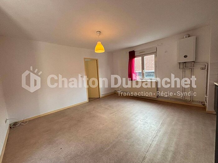 Appartement à louer - Centre Ville, Le Coteau - 2 pièces - 1 chambre