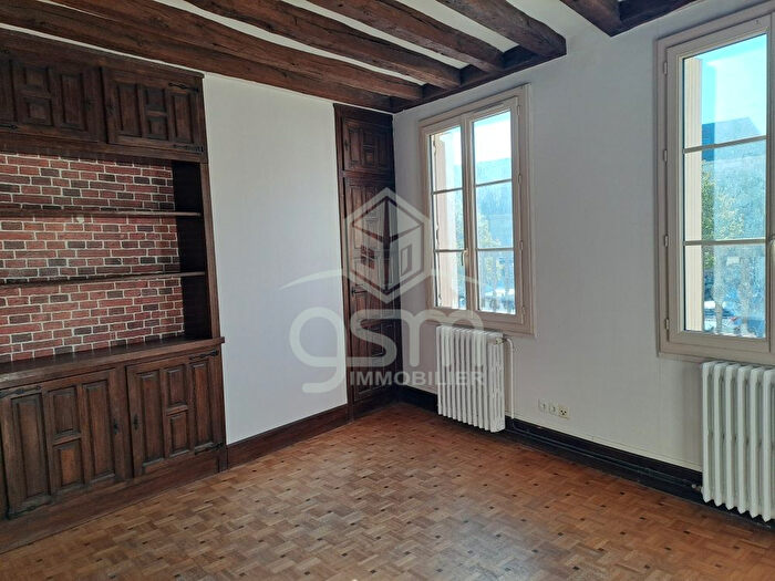 Appartement 4 pièces à Sainte-Maure-de-Touraine, à louer