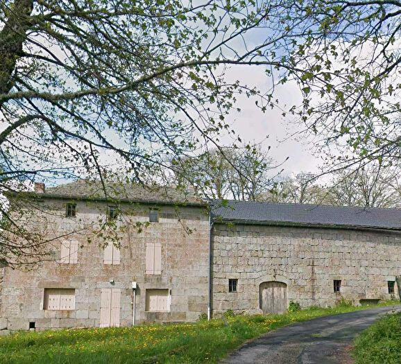 Maison 5 pièces à Devesset, à vendre