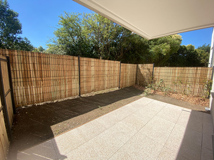 Appartement à louer - Saint-Loup-Cammas - 2 pièces - 1 chambre