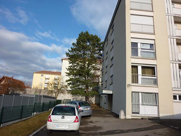 Appartement à louer - Riedisheim, Centre-ville - 1 pièce