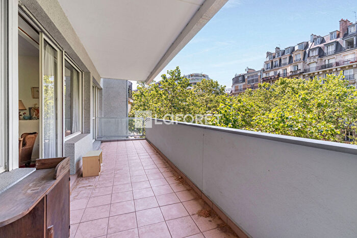 Paris 16ème, Porte de Saint-Cloud, Auteuil-Sud : Appartement 4 pièces à vendre