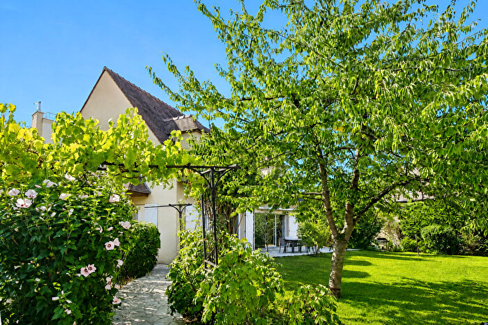 Croissy-sur-Seine - Maison 8 pièces à vendre