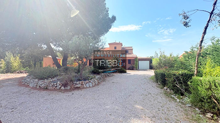 Maison à vendre - Castelnou - 5 pièces - 3 chambres