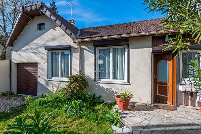 Maison à vendre - Les Pavillons-sous-Bois, Centre-ville, Basoche - 4 pièces - 3 chambres