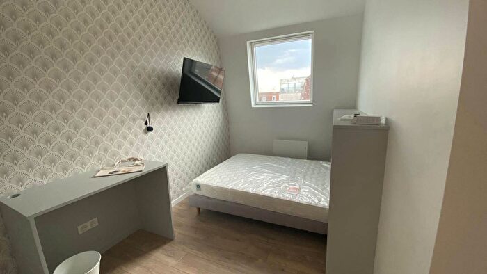 Appartement à louer - Hellemmes-Centre, Lille - 1 pièce