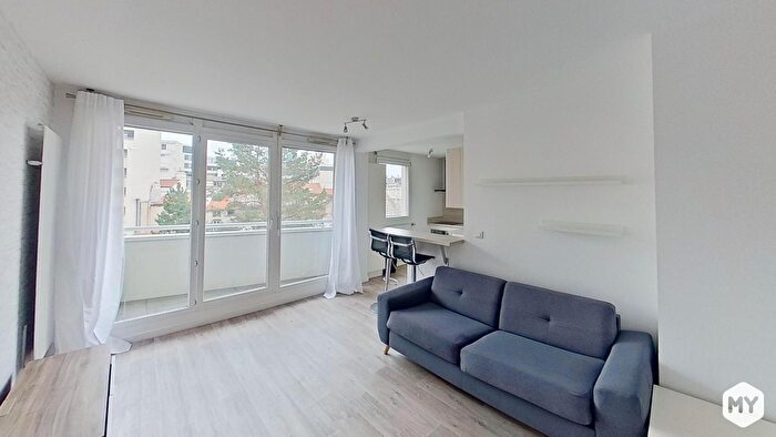 Appartement à louer - Clermont-Ferrand, Vallières, Sallins, Poncillon - 2 pièces - 1 chambre