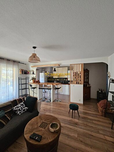 Appartement à louer - Marseille ème arrondissement - 2 pièces - 1 chambre