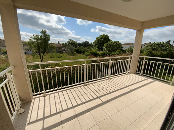 Appartement à louer - Lunel, Route de Nïmes - 4 pièces - 3 chambres